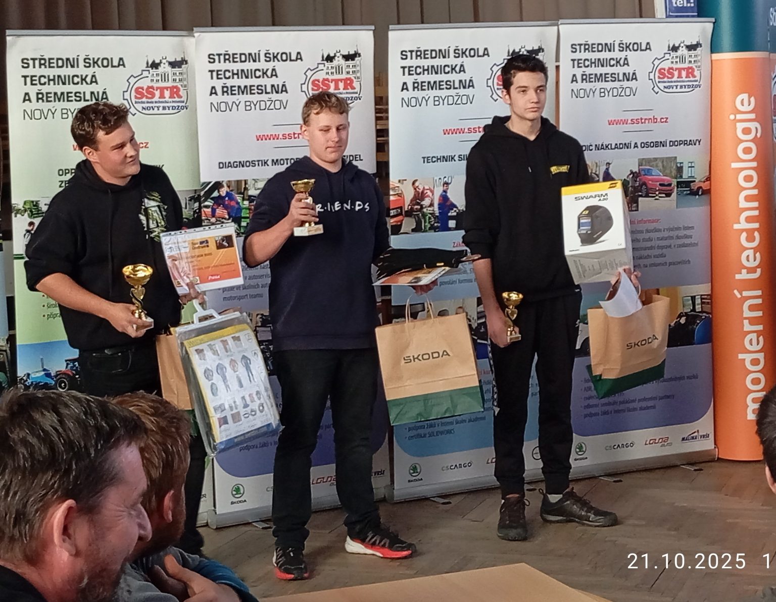 SOŠ a SOU Vlašim, Zámek 1